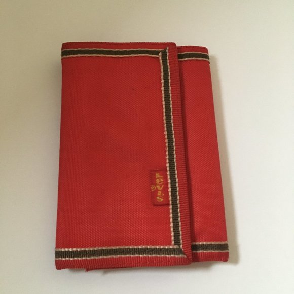 Levi's | Bags | Vintage Tri Fold Levis Hook And Loop Skater Wallet ...